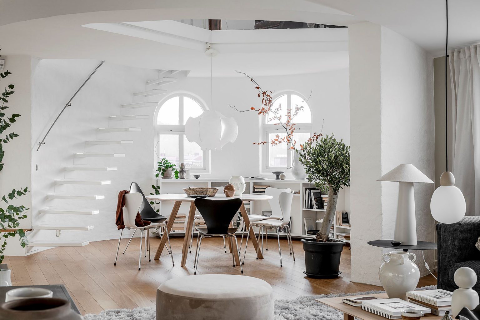 A charming attic apartment with tower room – Focal Point